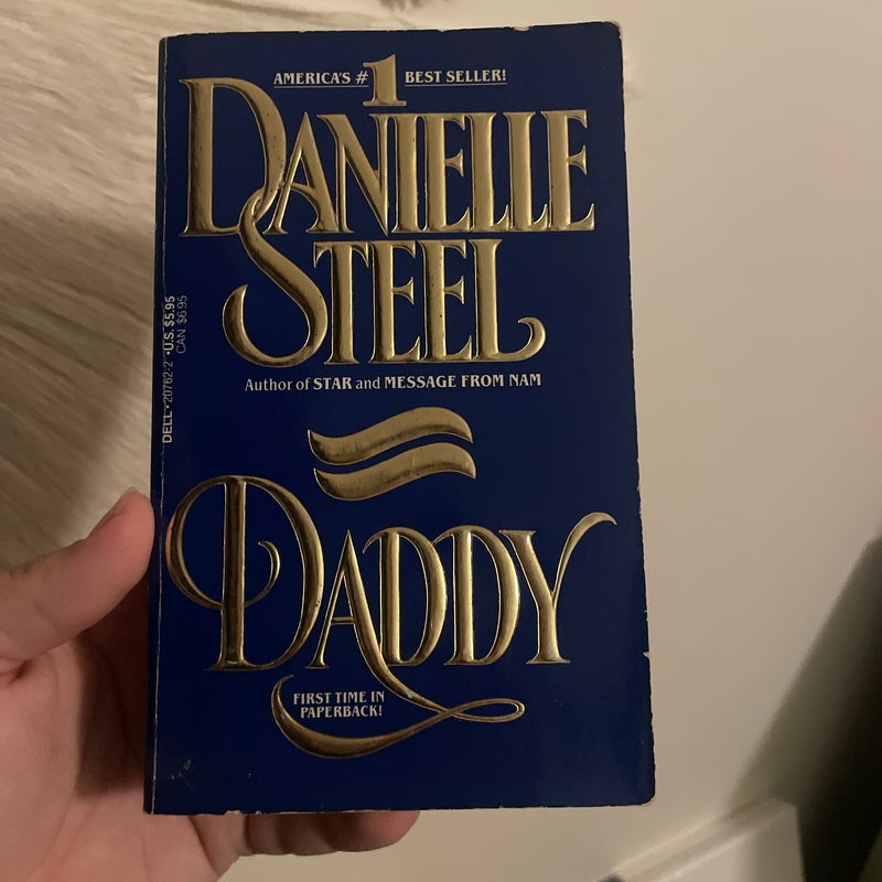 Daddy by Danielle steel , Paperback | Pangobooks