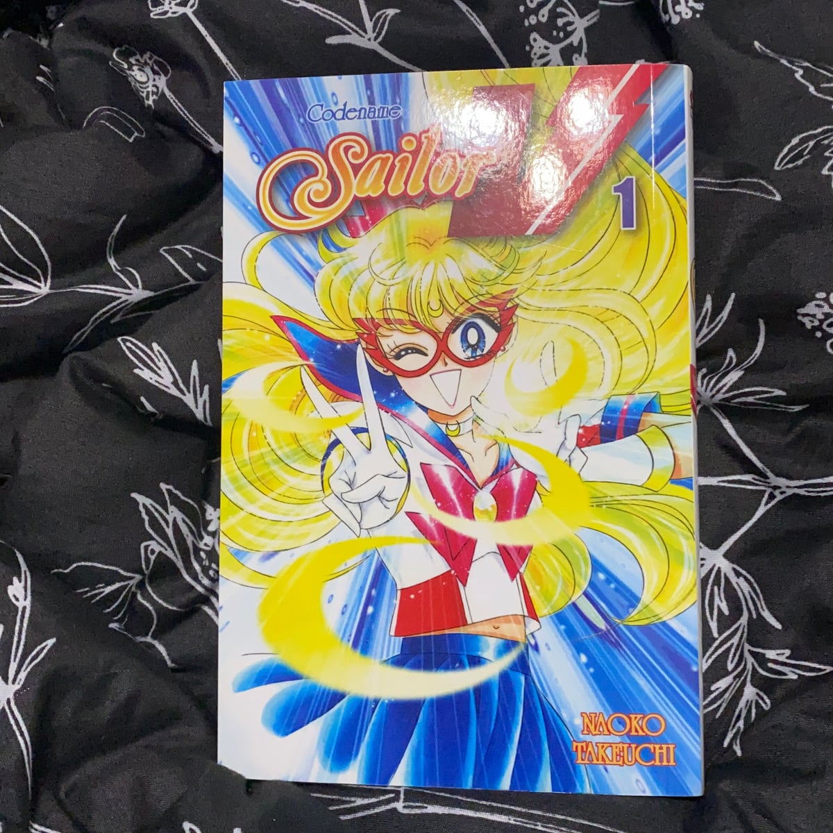 Codename: Sailor V 1 by Naoko Takeuchi