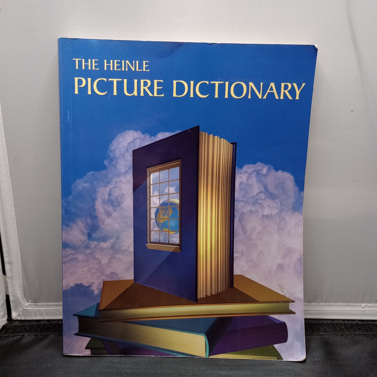 Heinle Picture Dictionary by Heinle Staff, Paperback | Pangobooks