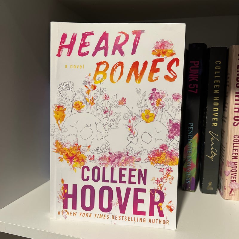Heart Bones by Colleen Hoover , Paperback | Pangobooks