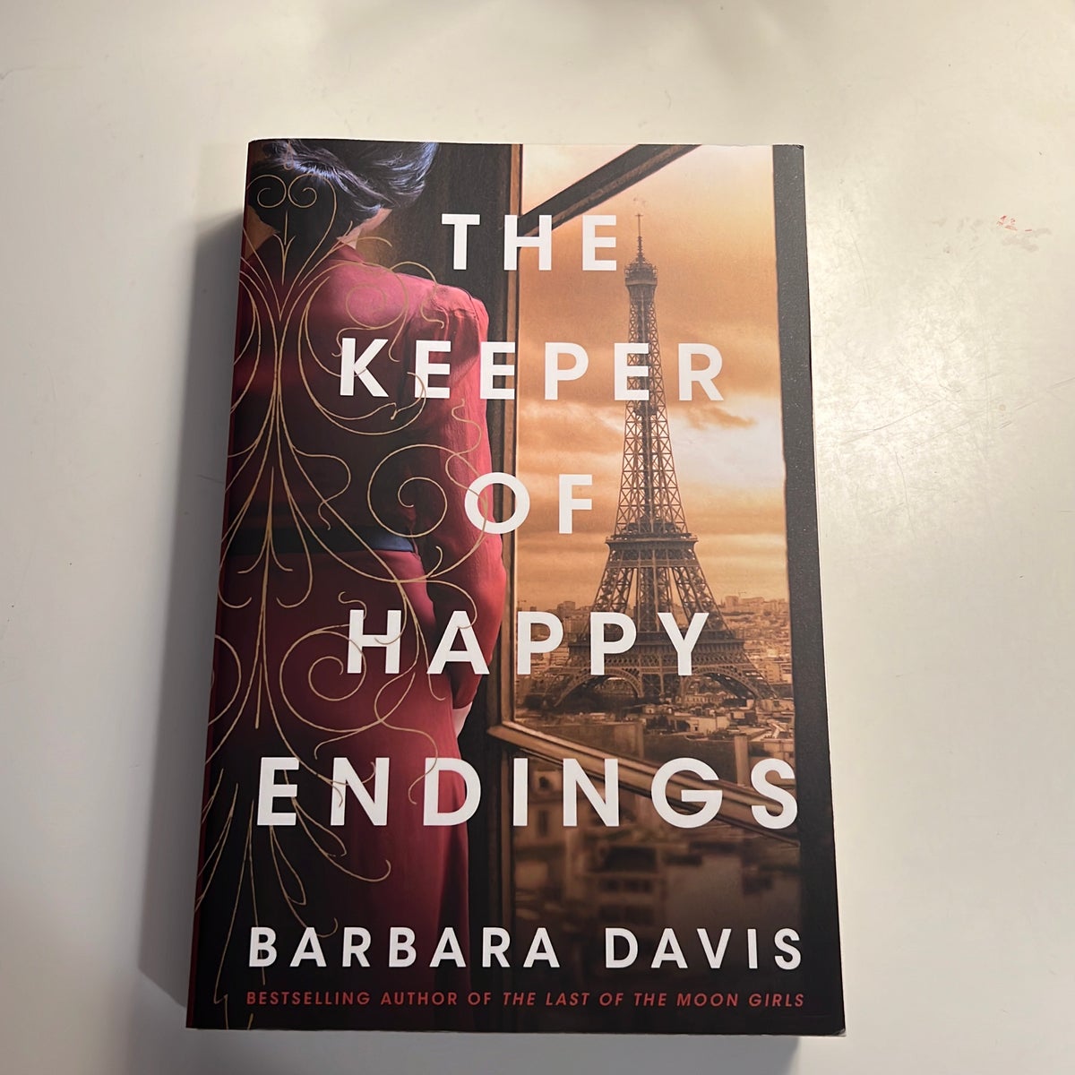 The Keeper of Happy Endings by Barbara Davis, Paperback | Pangobooks
