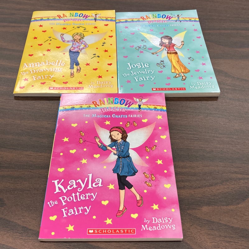 Rainbow Magic by Daisy Meadows , Paperback | Pangobooks