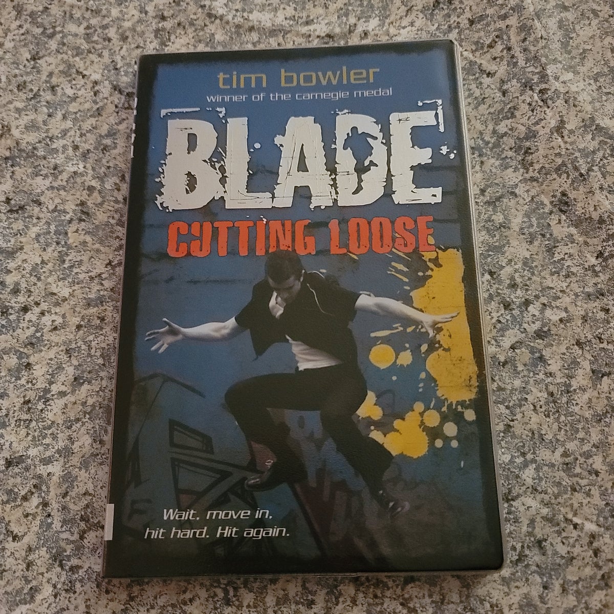 Blade: Cutting Loose by Tim Bowler