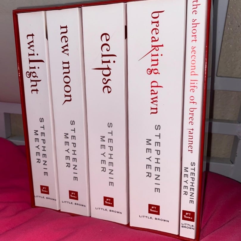 The Twilight Saga White Collection by Stephenie Meyer