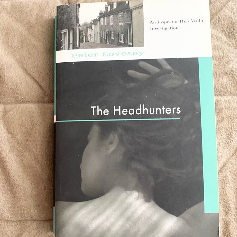 The Headhunters by Peter Lovesey, Paperback | Pangobooks
