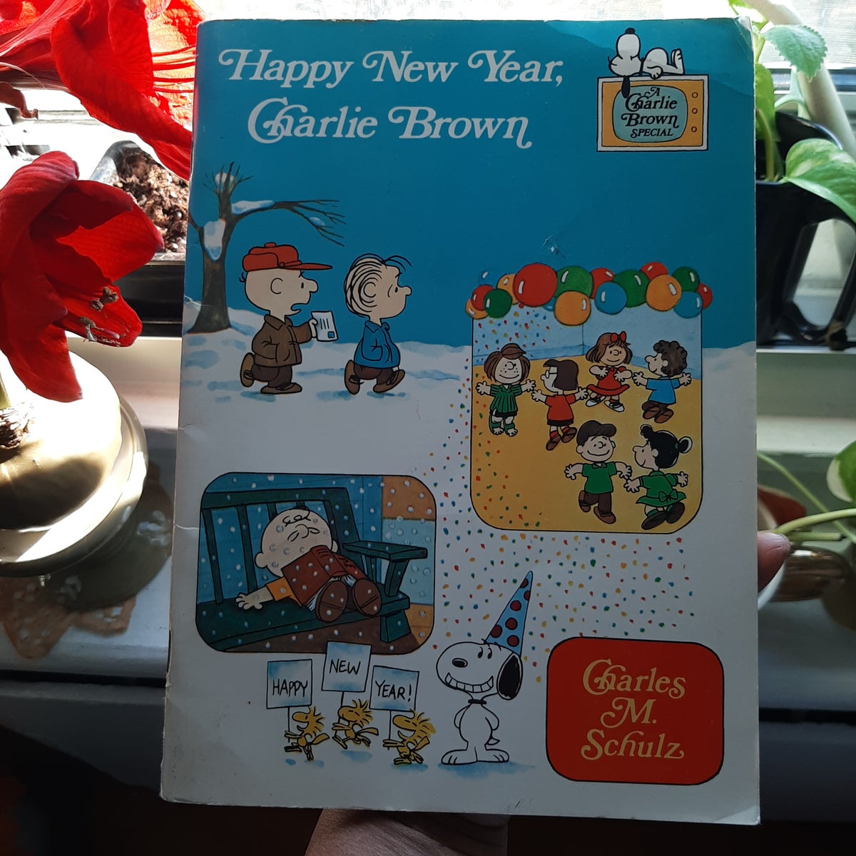 Happy New Year Charlie Brown by Charles M. Schulz, Paperback | Pangobooks