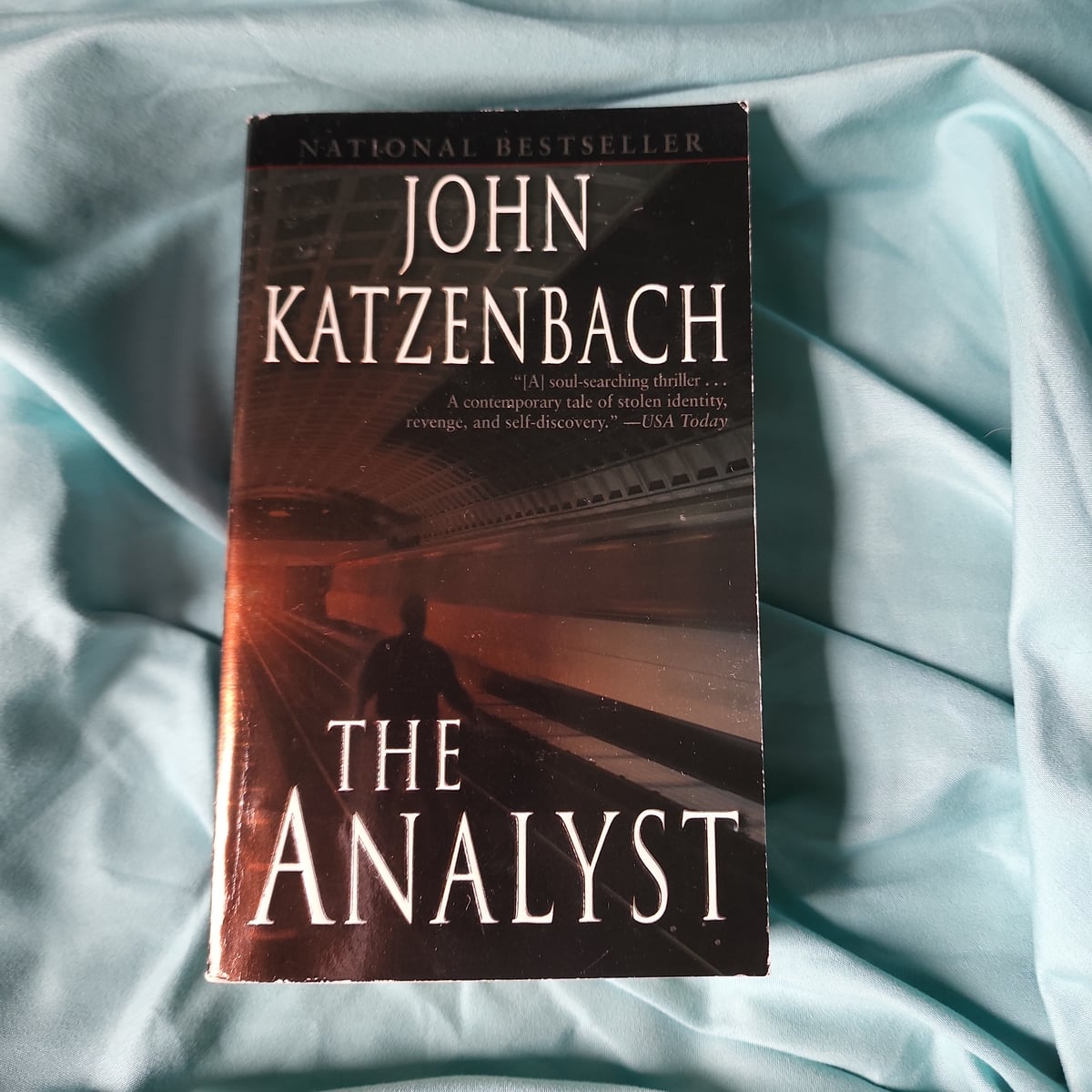 The Analyst by John Katzenbach, Paperback | Pangobooks
