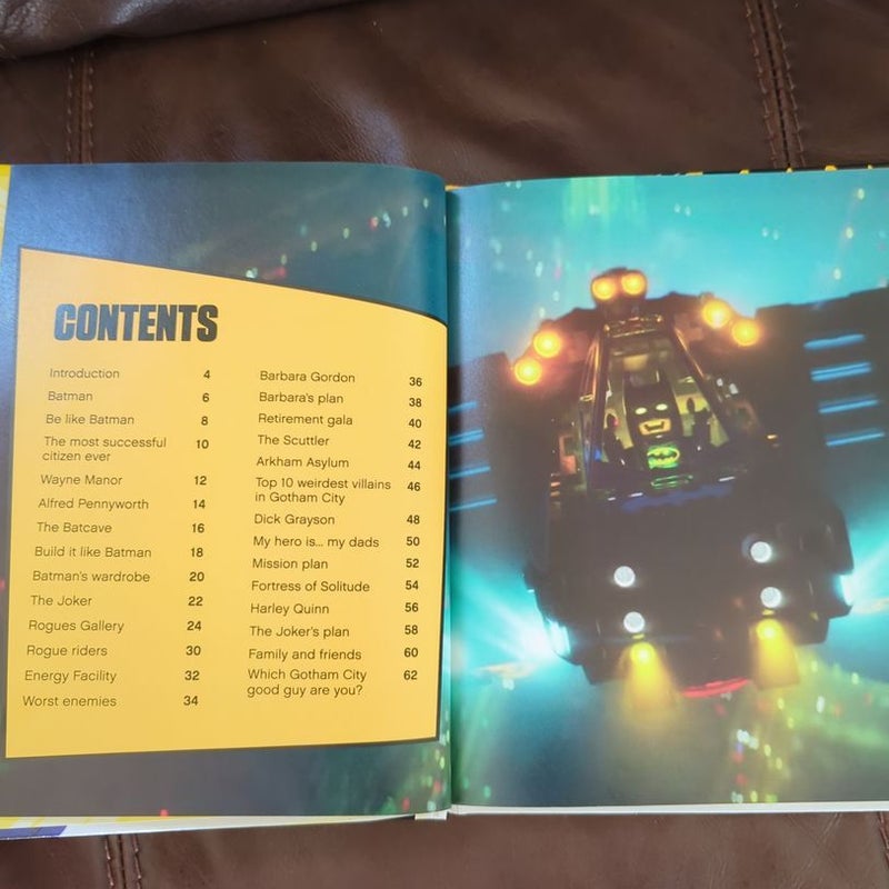 The LEGO® Batman Movie: the Essential Guide