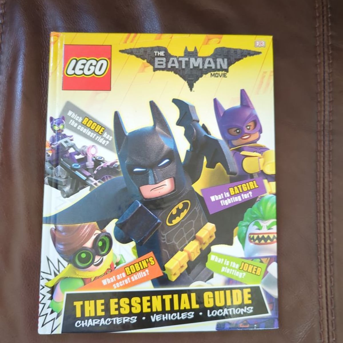 The LEGO® Batman Movie: the Essential Guide by DK