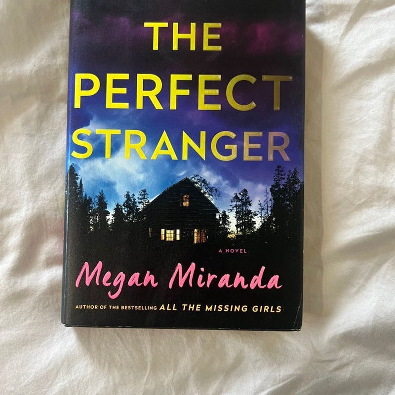 The Perfect Stranger by Megan Miranda, Hardcover | Pangobooks