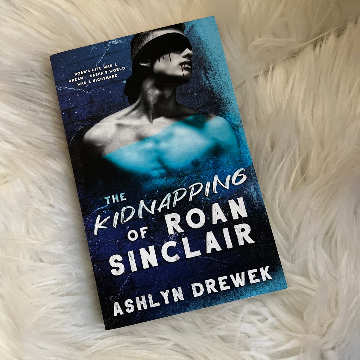 The Kidnapping of Roan Sinclair by Ashlyn Drewek