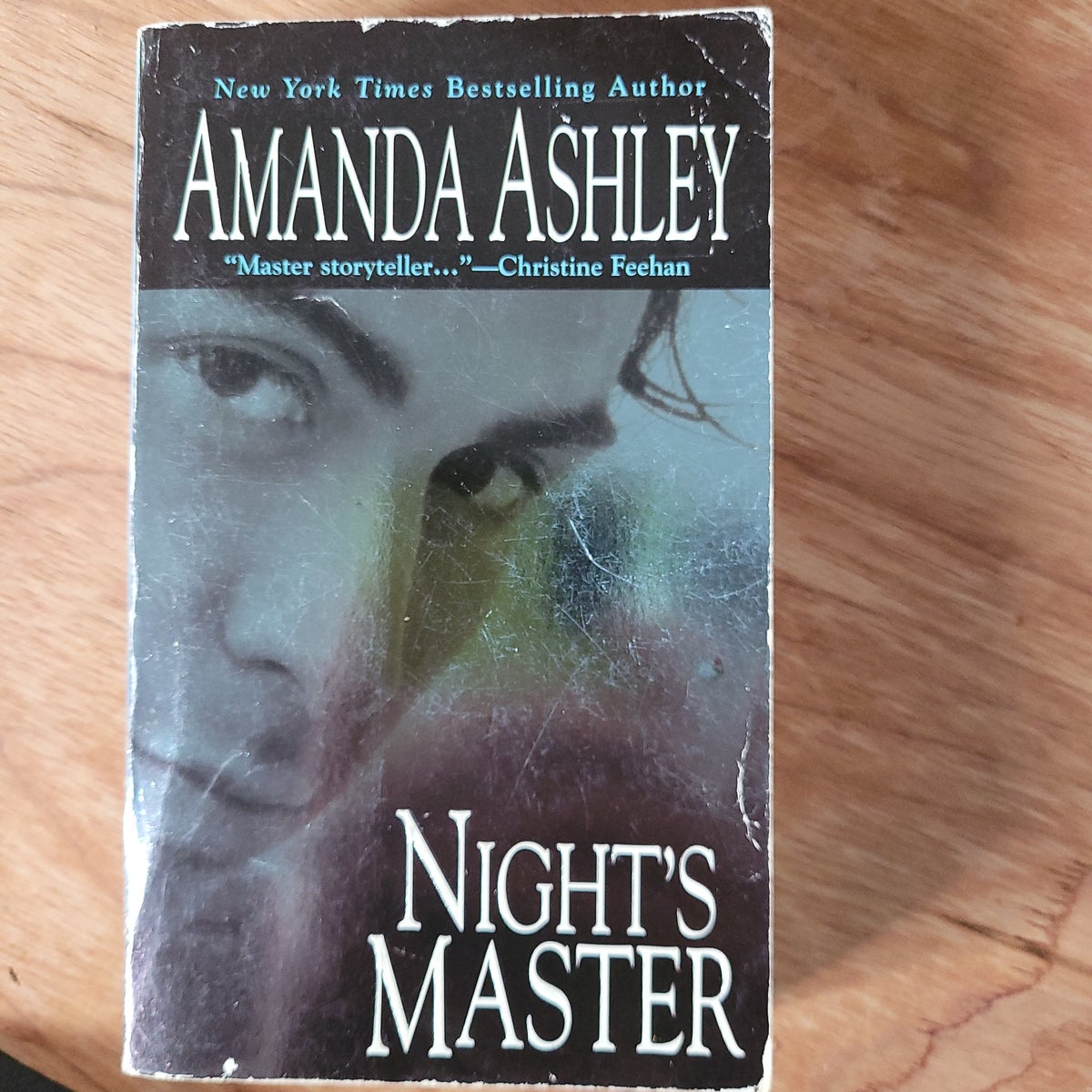 Night's Master by Amanda Ashley, Paperback | Pangobooks
