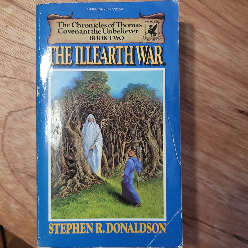 The Illearth War by Stephen R. Donaldson, Paperback | Pangobooks