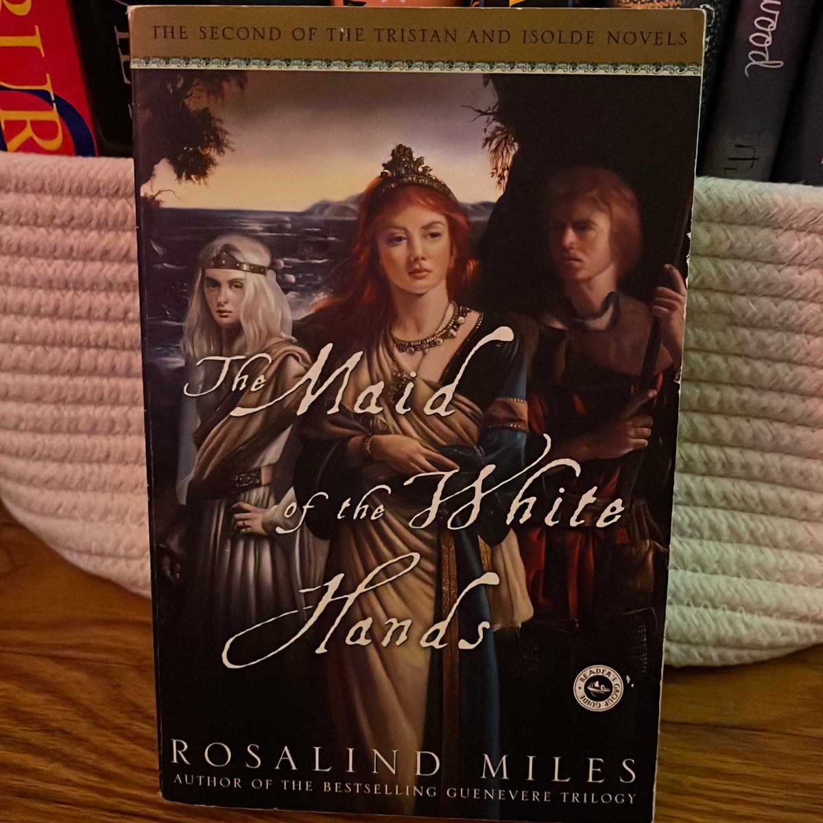 The Maid of the White Hands by Rosalind Miles
