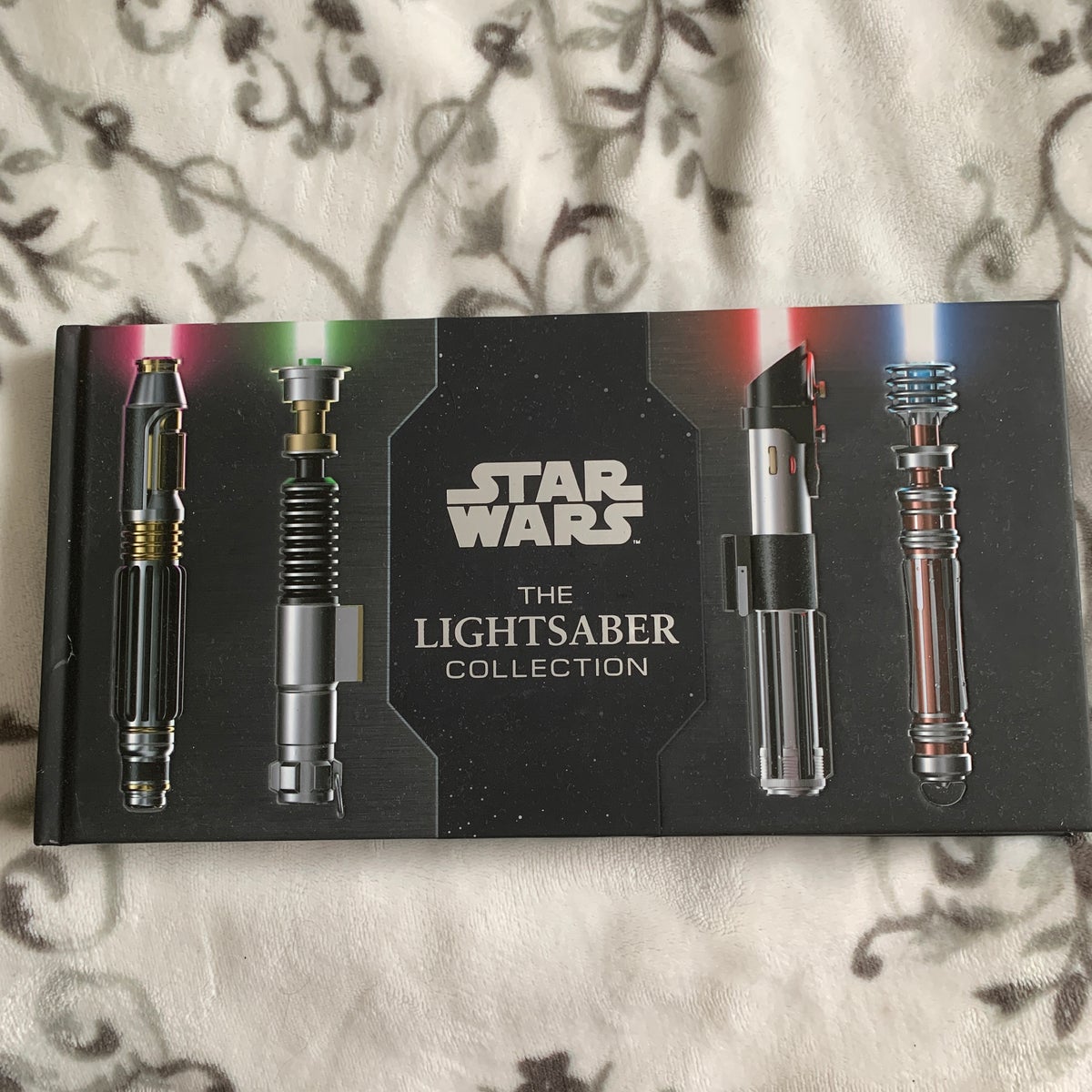 Star Wars: the Lightsaber Collection