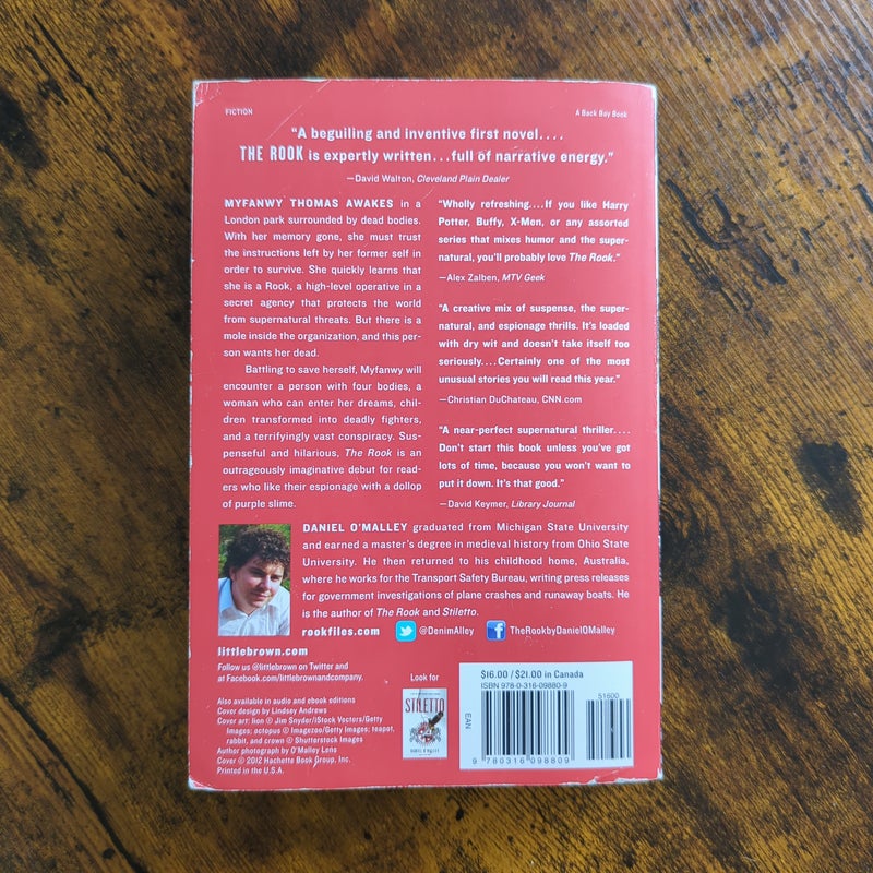 The Rook by Daniel O'Malley, Paperback | Pangobooks