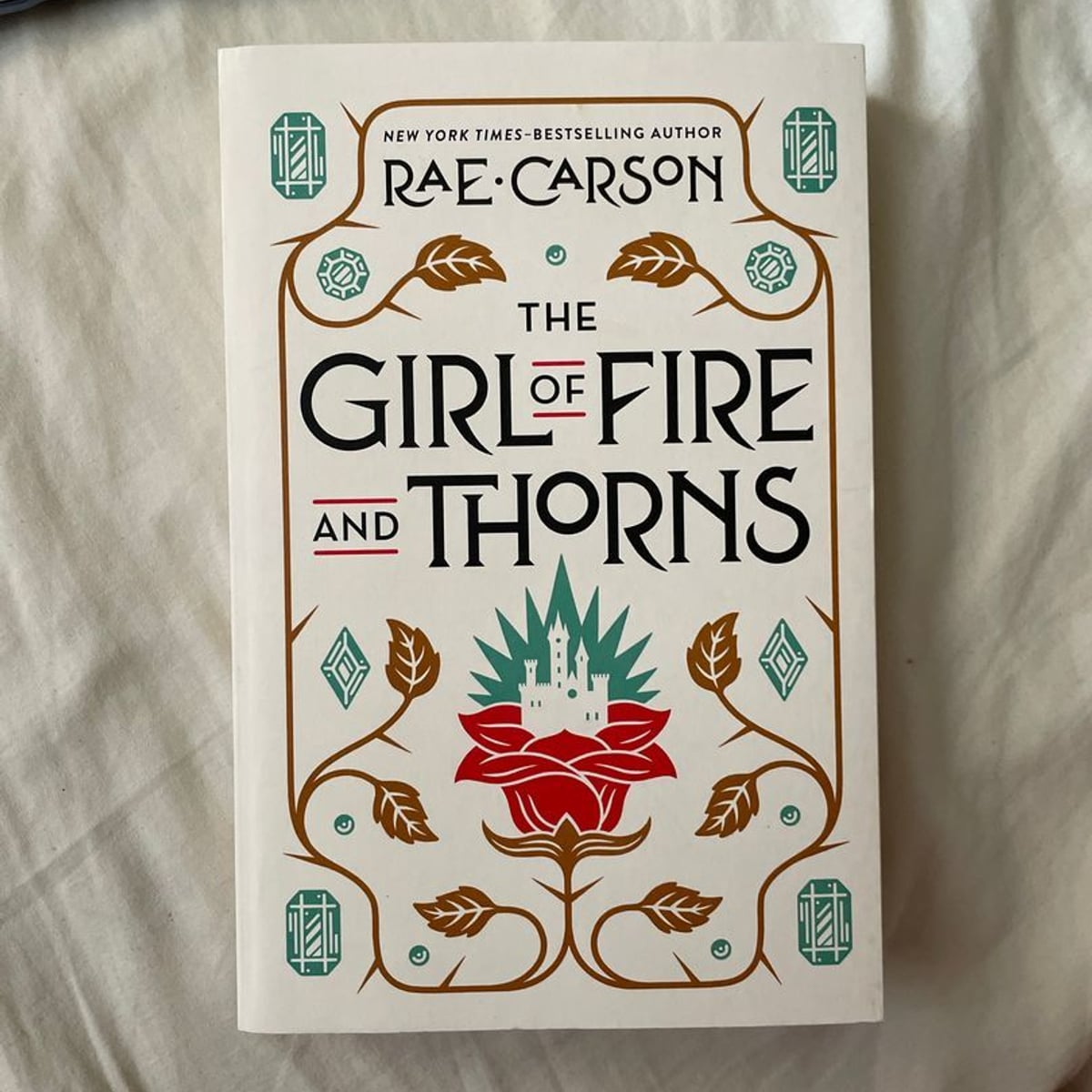 The Girl of Fire and Thorns by Rae Carson, Paperback | Pangobooks