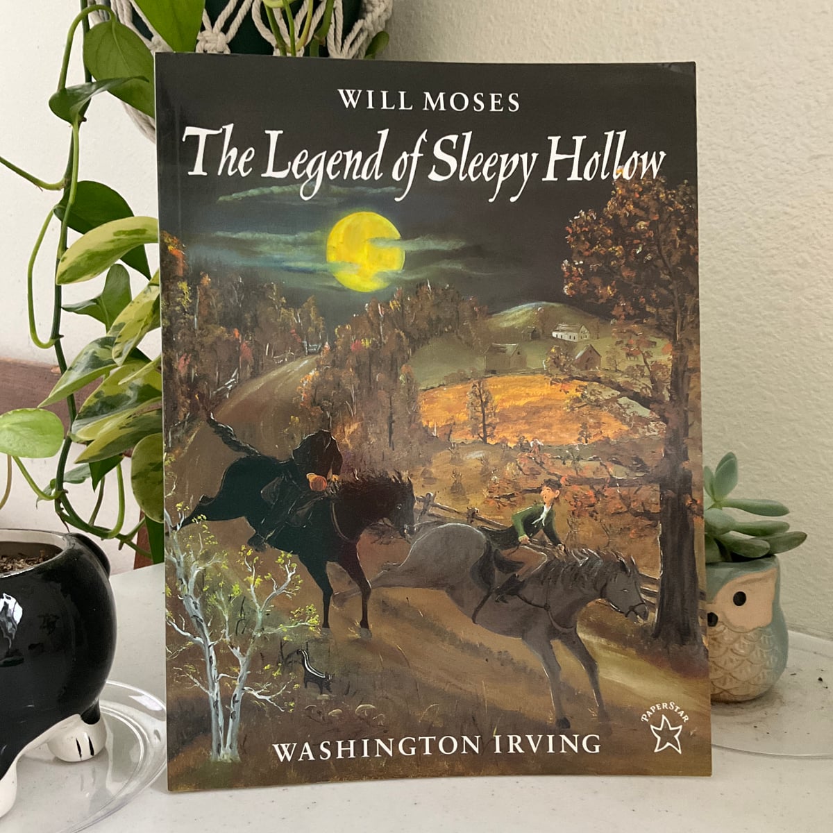 The Legend of Sleepy Hollow by Washington. Irving, Will Moses