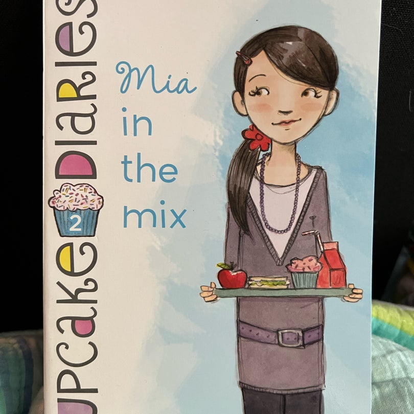 Mia in the Mix by Coco Simon