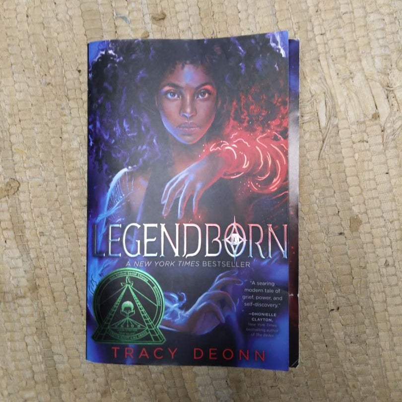 Legendborn by Tracy Deonn, Paperback | Pangobooks