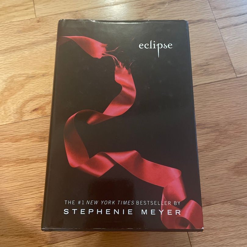 Eclipse by Stephenie Meyer, Hardcover | Pangobooks