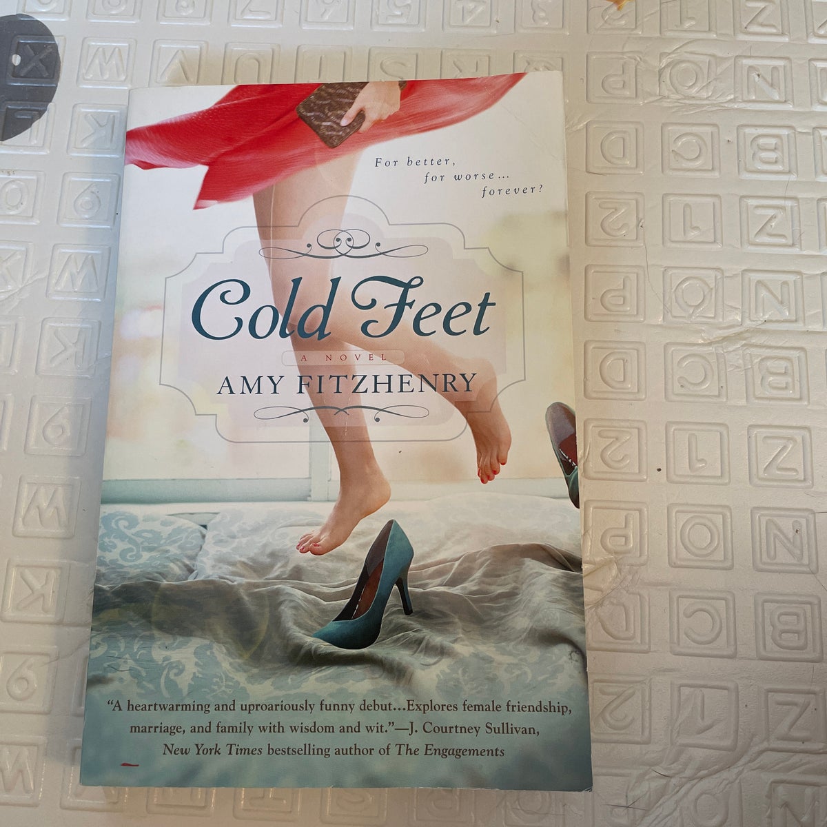 Cold Feet by Amy FitzHenry, Paperback | Pangobooks