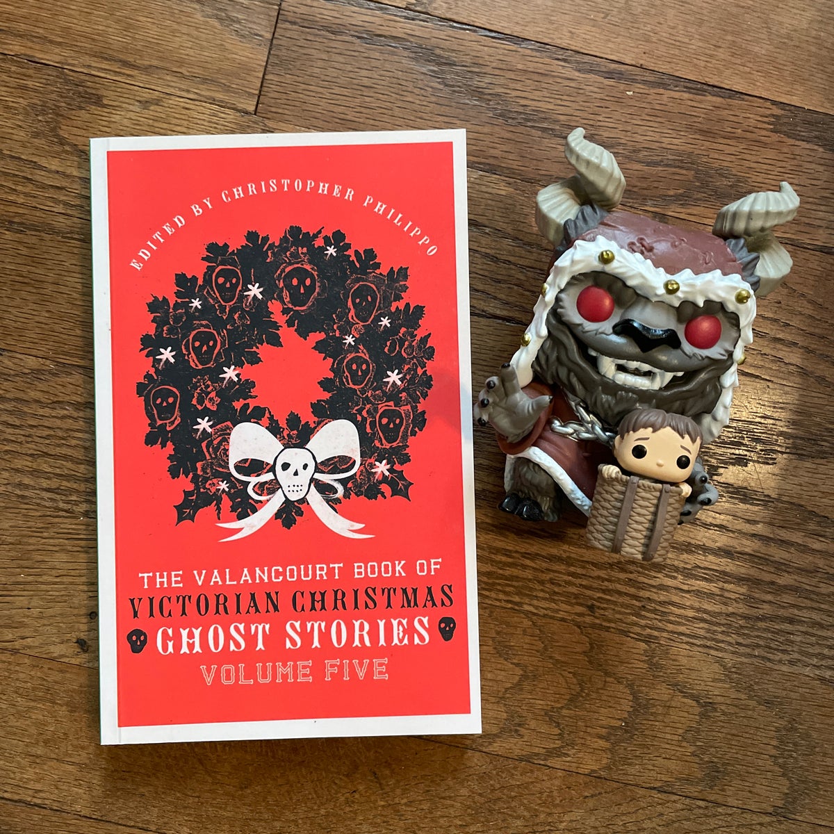 The Valancourt Book of Victorian Christmas Ghost Stories, Volume Five