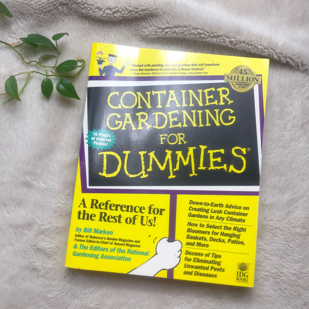Container Gardening for Dummies by Bill Marken
