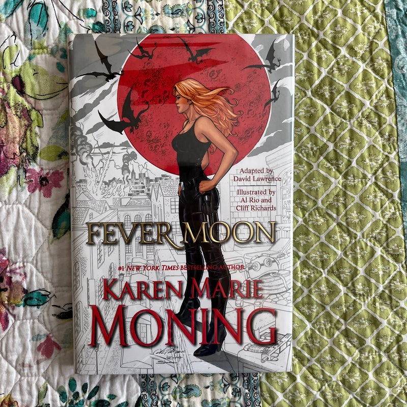 Fever Moon by Karen Marie Moning, Hardcover | Pangobooks