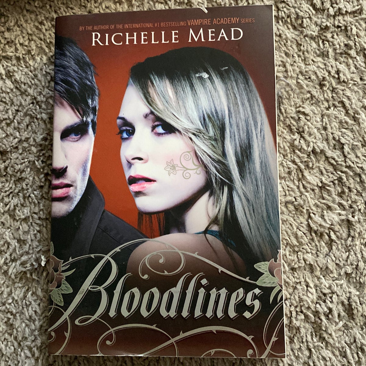 Bloodlines by Richelle Mead, Paperback | Pangobooks