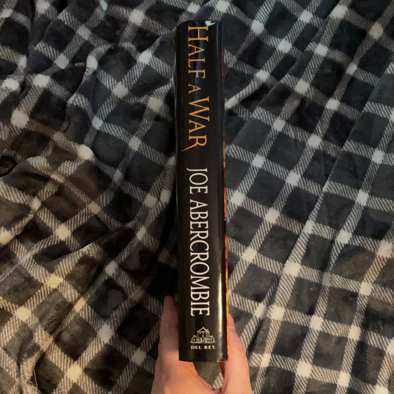 Half a War by Joe Abercrombie, Hardcover | Pangobooks
