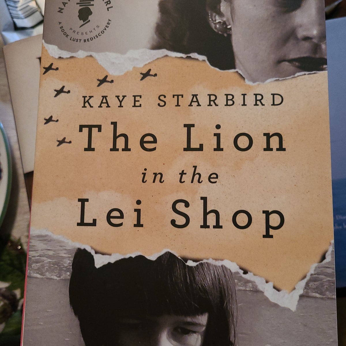 The Lion in the Lei Shop by Kaye Starbird, Nancy Pearl
