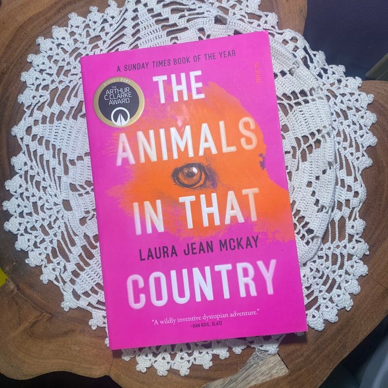 The Animals in That Country by Laura Jean McKay