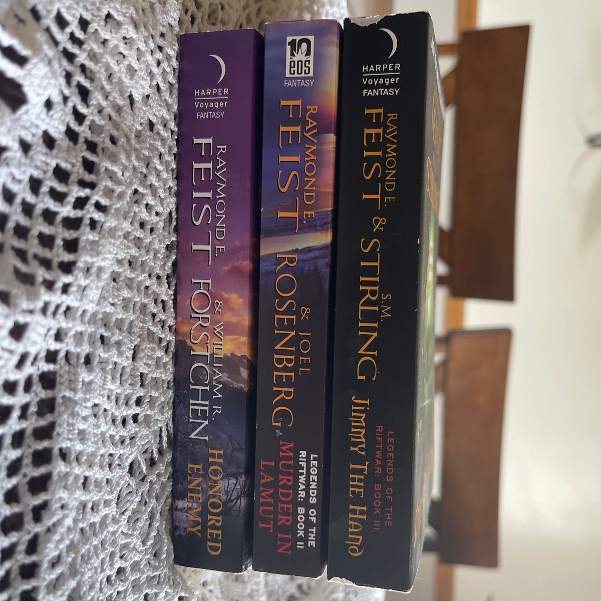 Honored Enemy by Raymond E. Feist; William R. Forstchen, Paperback | Pangobooks