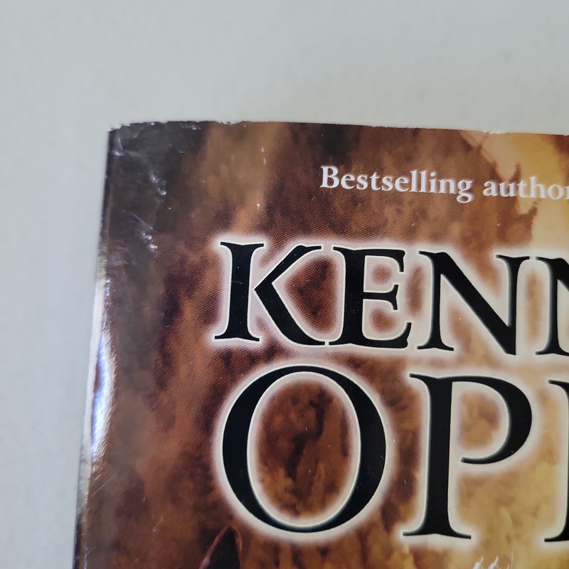 Darkwing by Kenneth Oppel, Paperback | Pango Books