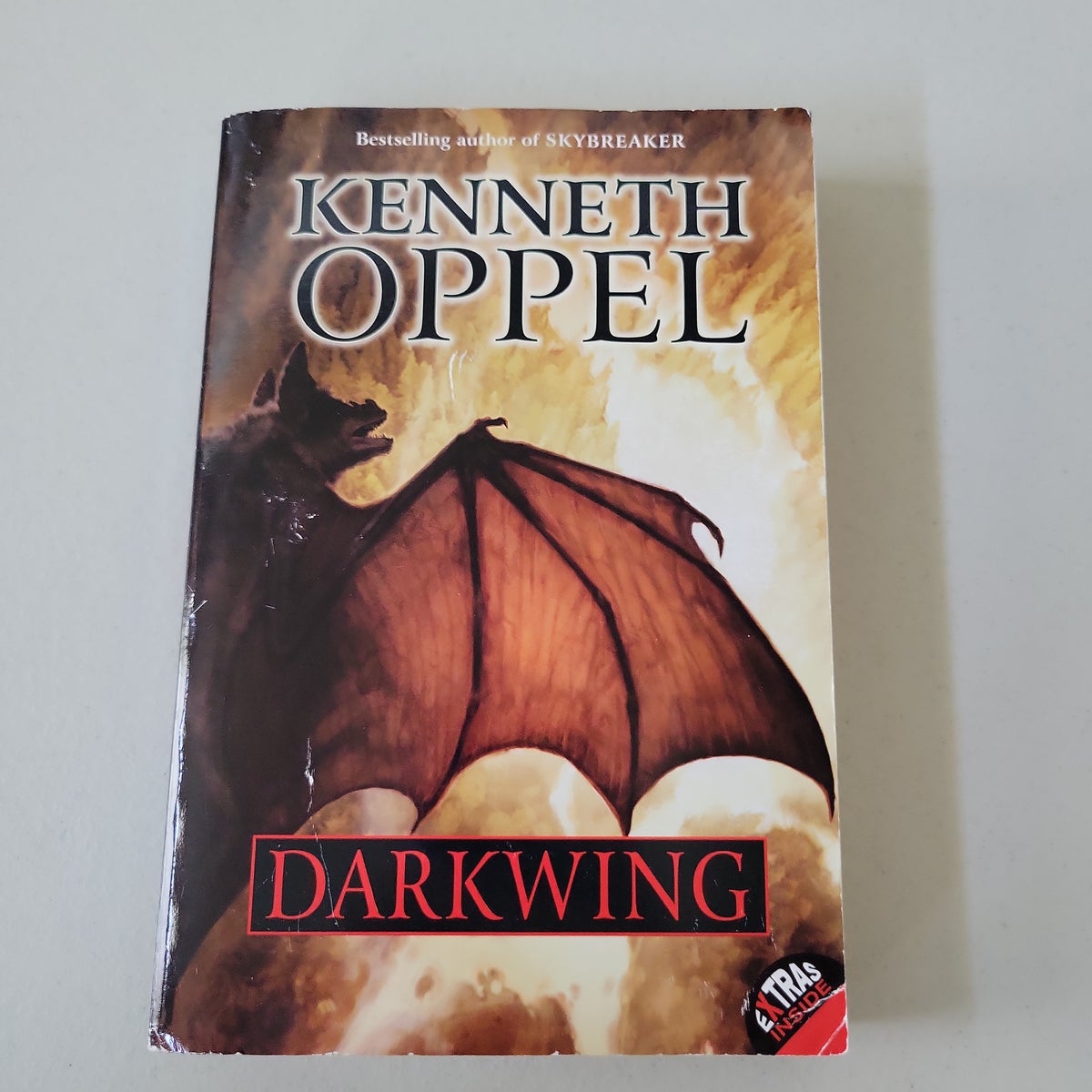 Darkwing by Kenneth Oppel, Paperback | Pango Books