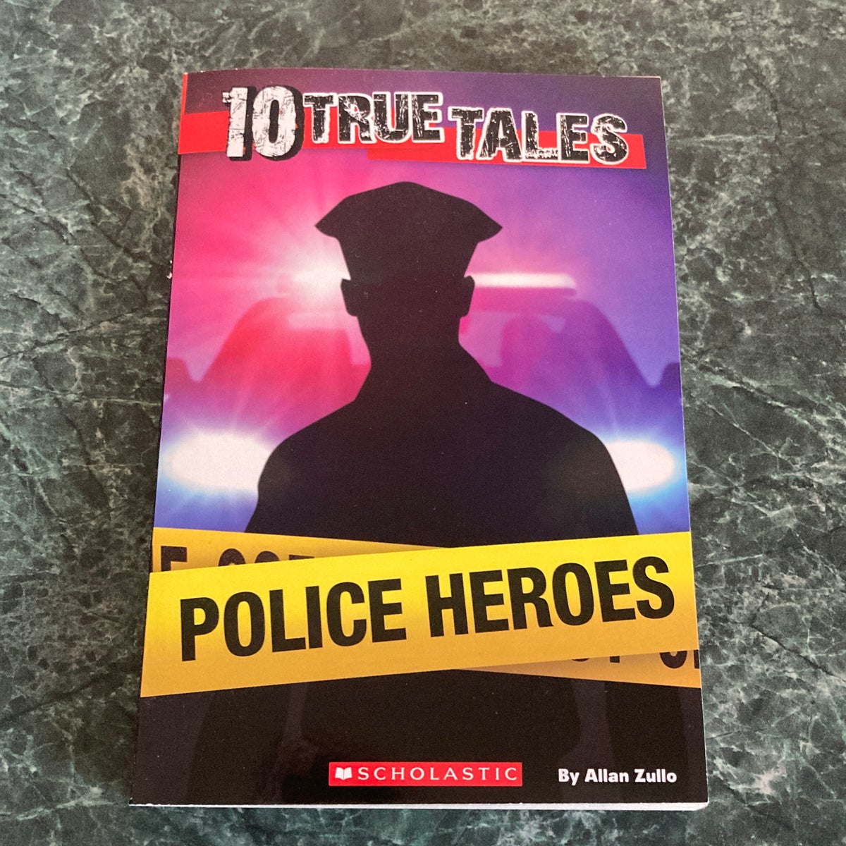 Police Heroes by Allan Zullo