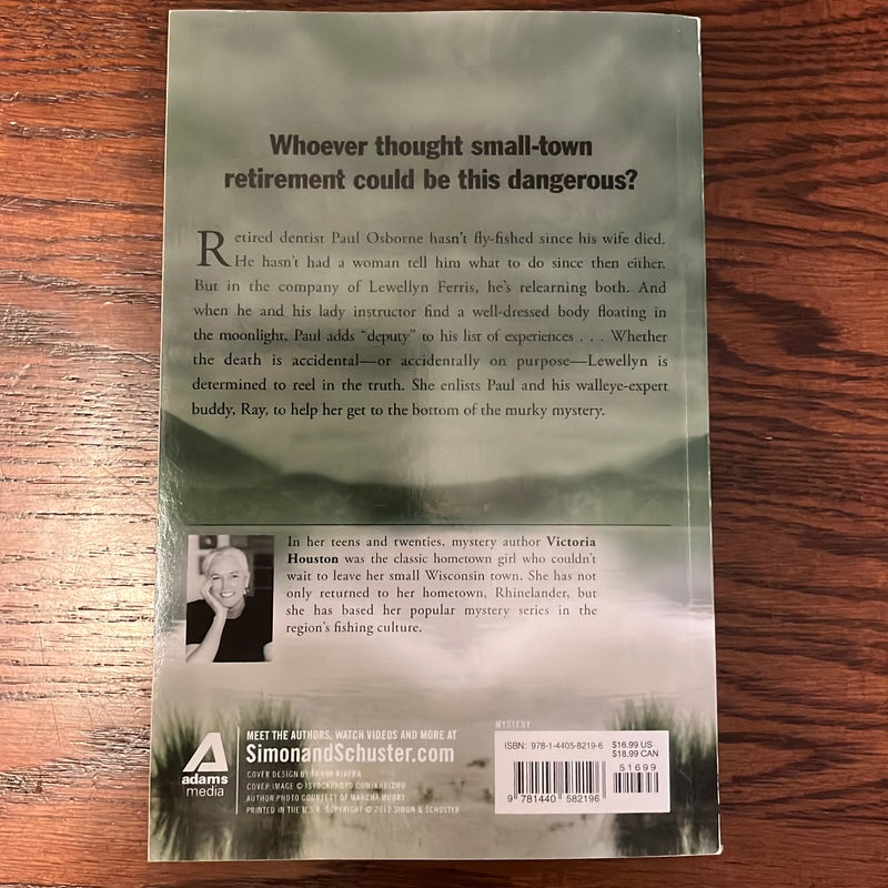 Dead Angler by Victoria Houston | Pangobooks