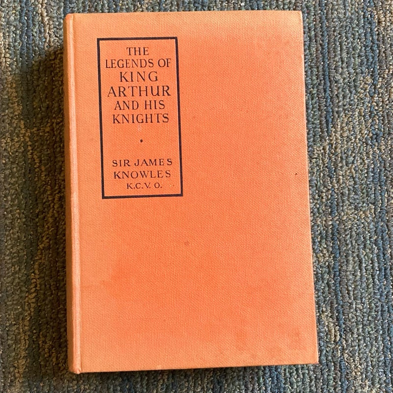 The Legends of King Arthur: Merlin, Magic, and Dragons by Tracey Mayhew