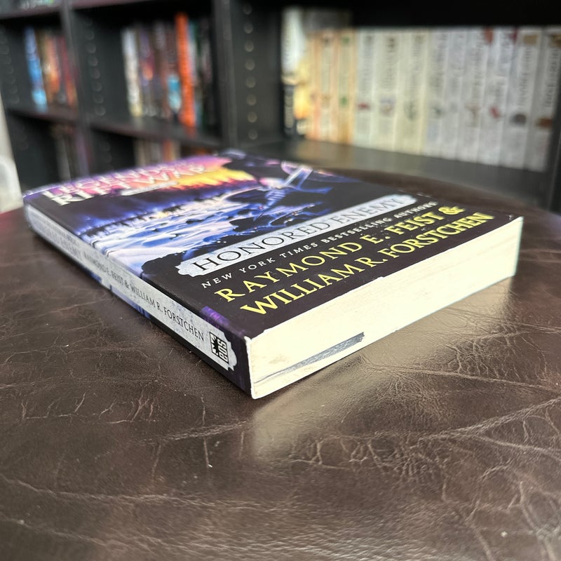 Honored Enemy by Raymond E. Feist; William R. Forstchen, Paperback | Pangobooks