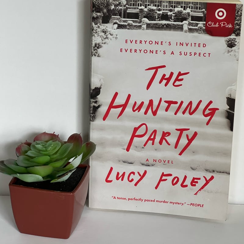 The Hunting Party by Lucy Foley, Paperback | Pangobooks