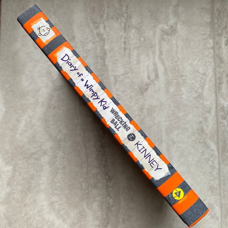 Wrecking Ball (Diary of a Wimpy Kid Book 14)