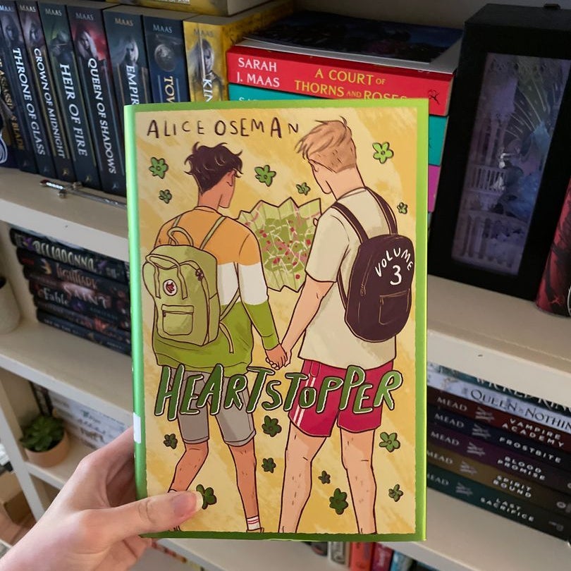 Heartstopper Volume 3 by Alice Oseman, Hardcover | Pangobooks