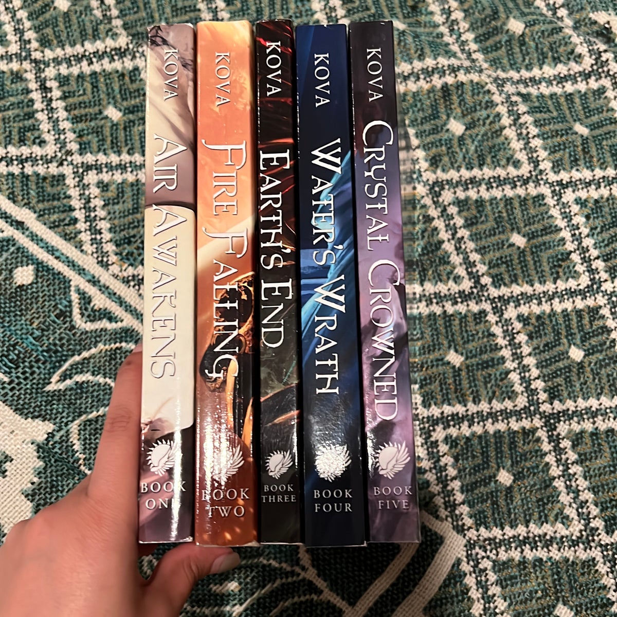 Air Awakens series by Elise Kova, Paperback | Pangobooks