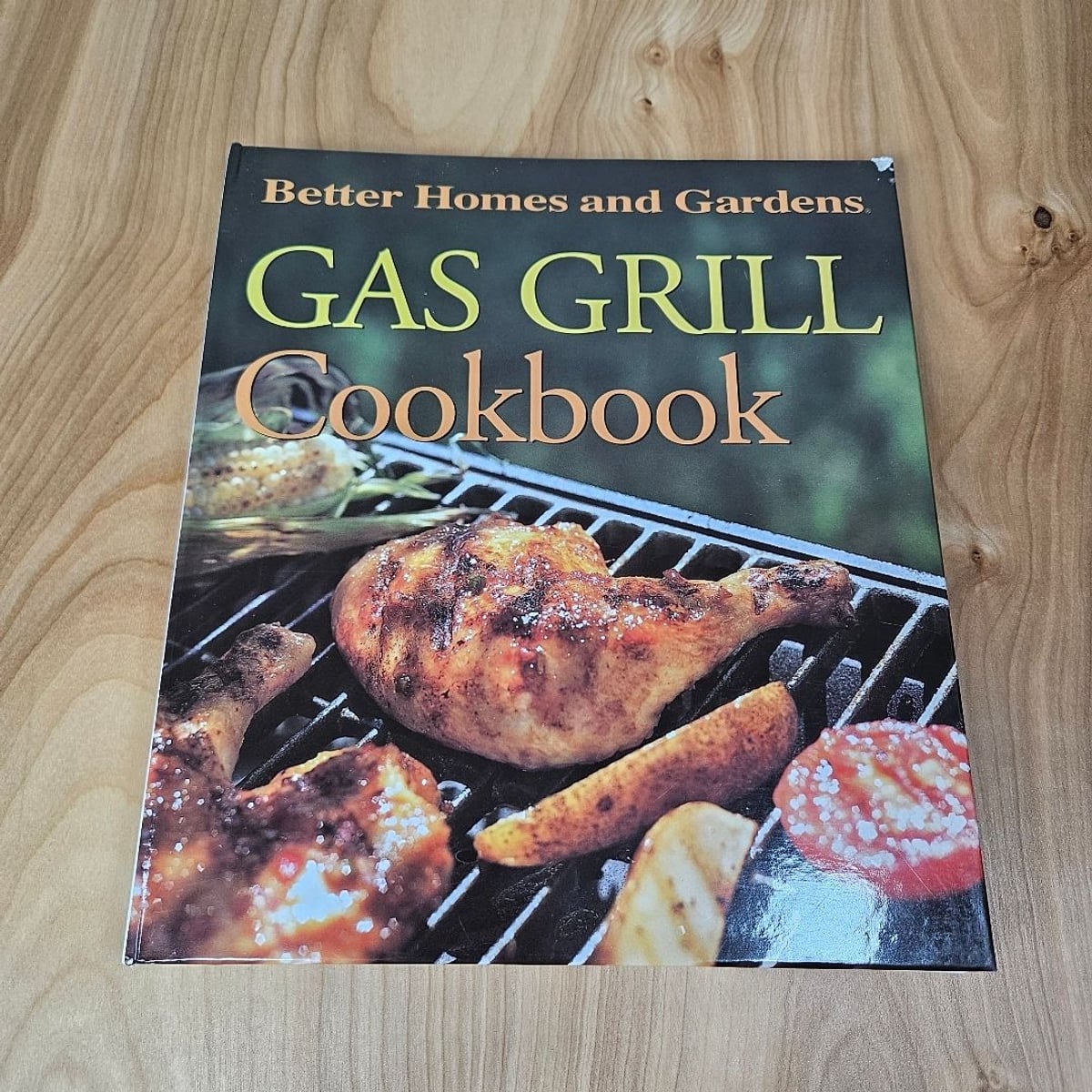 Gas Grill Cookbook by Jennifer Darling