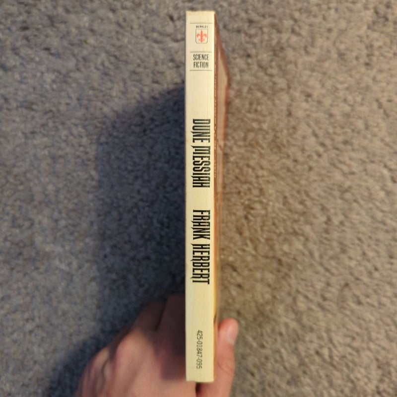 Dune Messiah by Frank Herbert, Paperback | Pangobooks