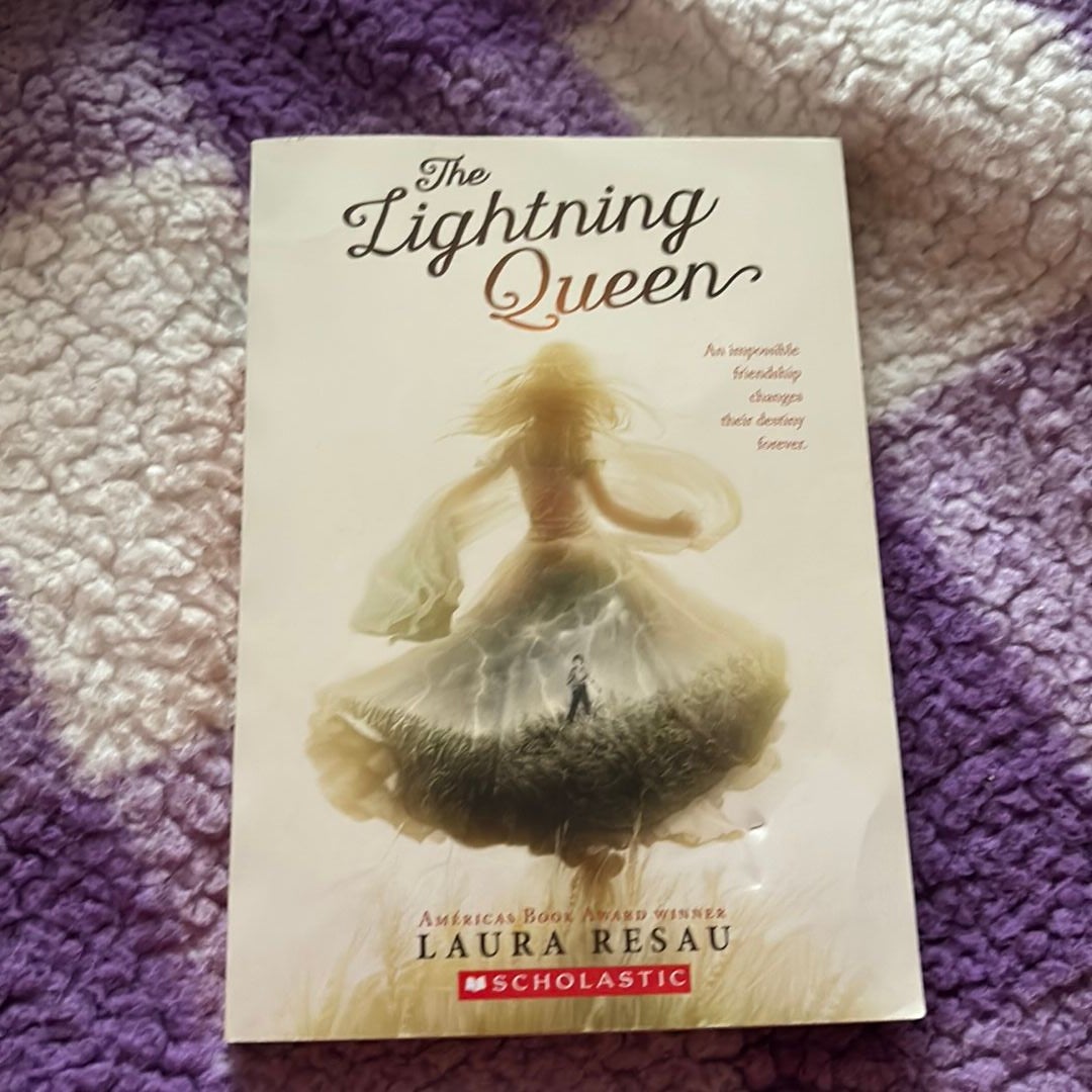 The Lightning Queen by Laura Resau, Paperback | Pangobooks