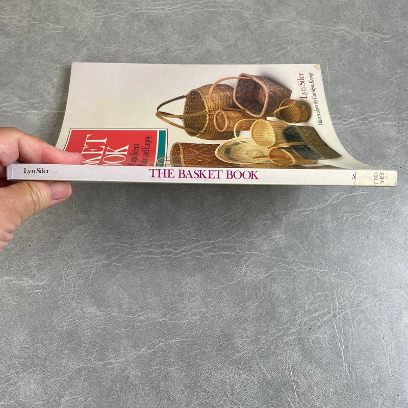 The Basket Book by Lyn Siler