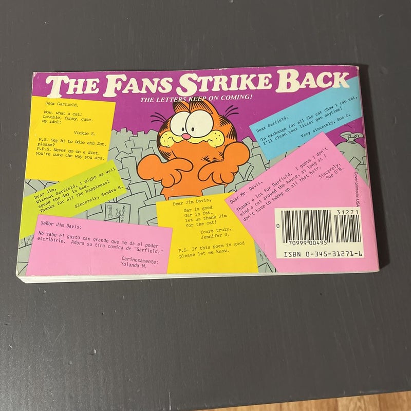 Garfield Tips the Scales