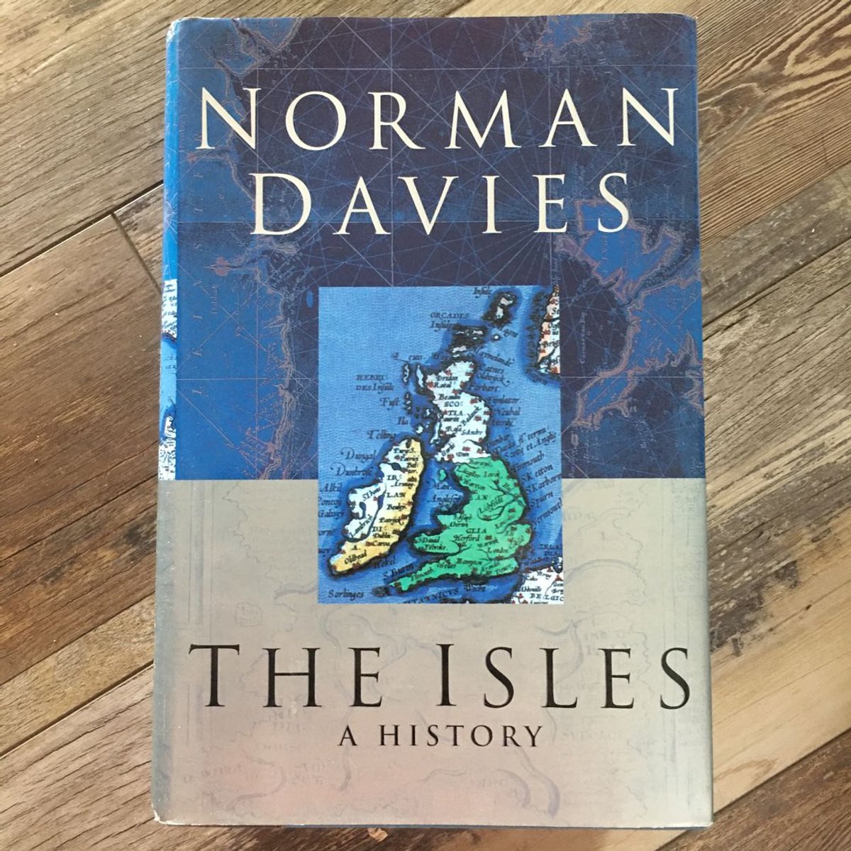 The Isles by Norman Davies
